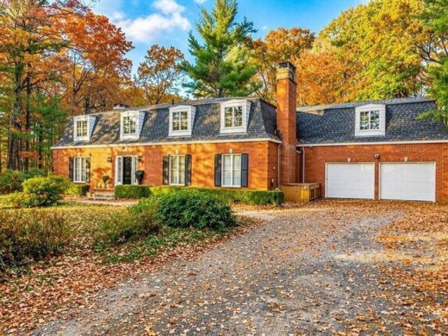 Woodland Rd, Westfield, Home For Sale