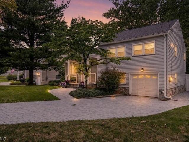 Woodland Rd, New Providence, Home For Sale