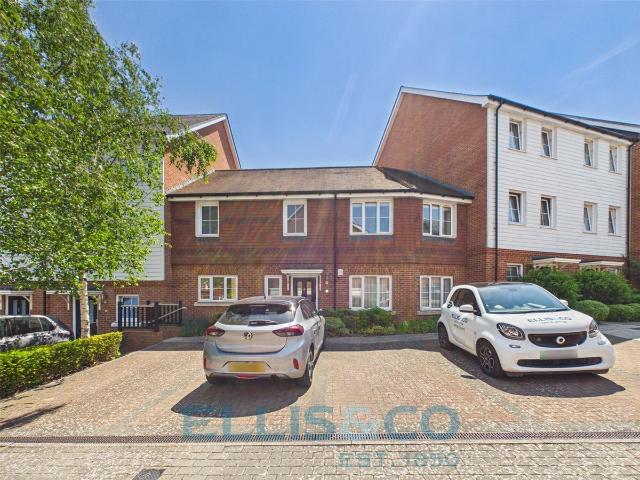 Woodland Road, Dunton Green, Sevenoaks, Kent TN14, 3 bed terraced house to rent, £2,600 pcm | PrimeLocation