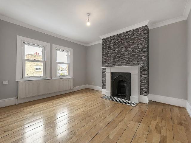Woodland Road, London SE19, 1 bed flat to rent, £1,550 pcm | PrimeLocation