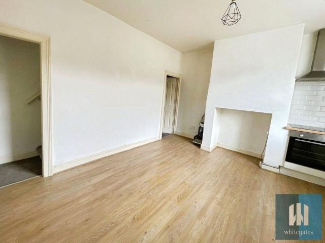 Woodland Square, Brighouse, HD6