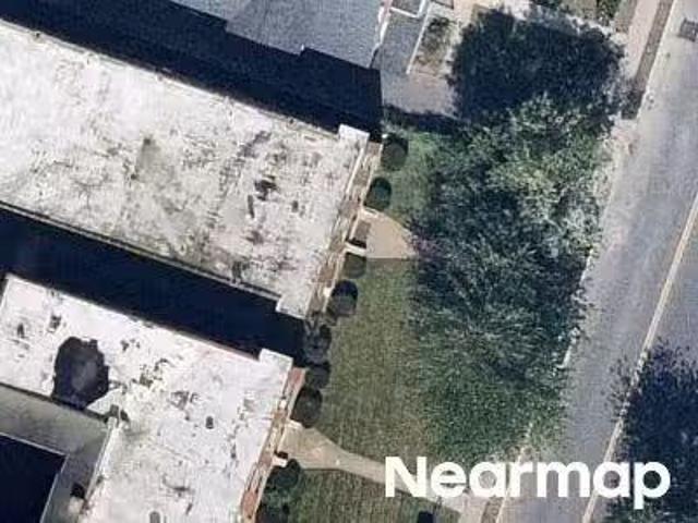 Woodland St Apt 2c