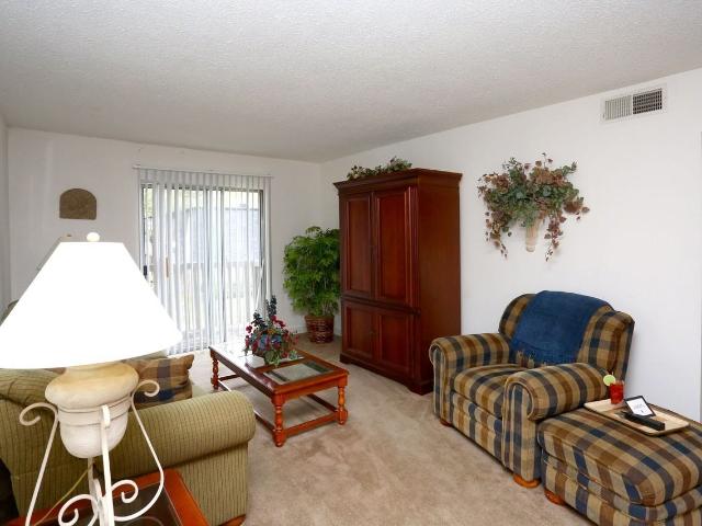 Woodlands 1 Bedroom Apartment for Rent at 10032 10032 Neville Walk St, Saint Louis, MO 63136