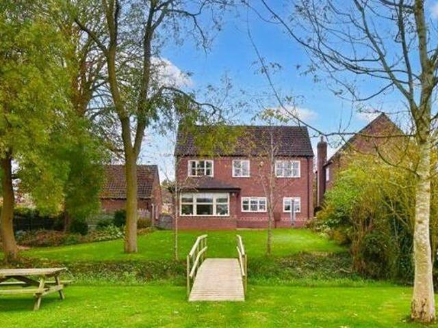 Woodlands Close, Potterhanworth, 4 Bedroom Detached