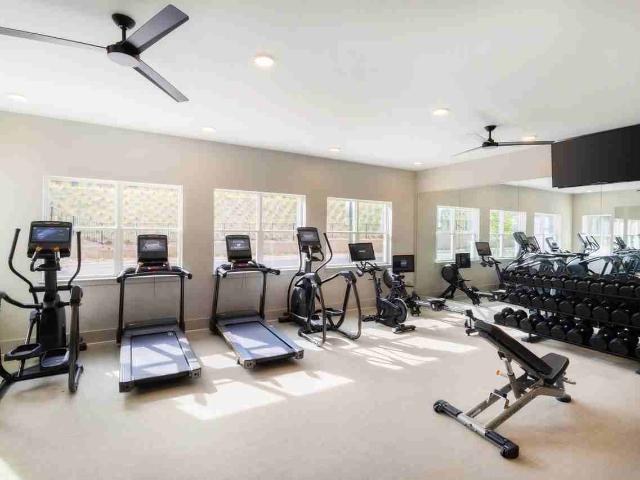 Woodlands Creekside 3 Bedroom Apartment for Rent at 235 Jonesboro Rd, Mcdonough, GA 30253