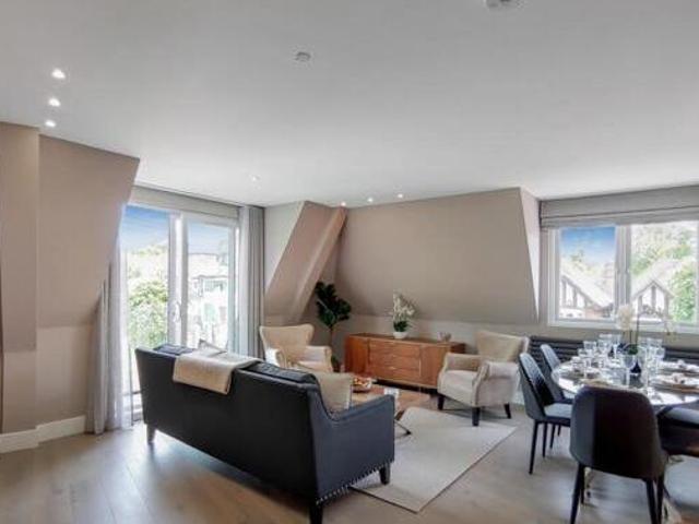 Woodlands, Golders Green, 3 Bedroom Flat