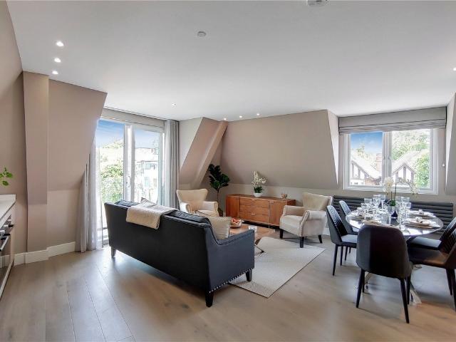Woodlands, Golders Green, London NW11, 3 bed flat to rent, £3,500 pcm | PrimeLocation