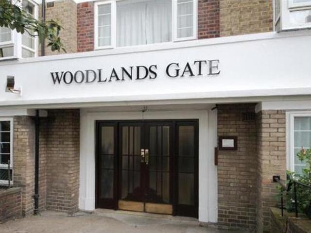 Woodlands Gate, Woodlands Way, 1 Bedroom Flat