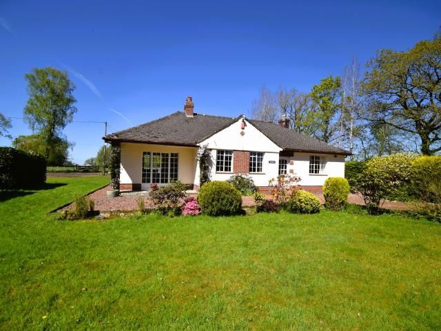 Woodlands, Great Orton CA5, 3 bed bungalow to rent, £1,200 pcm | PrimeLocation