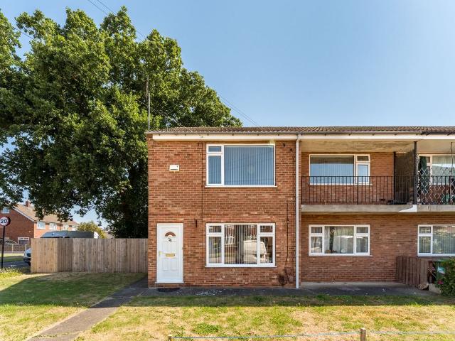 Woodlands Grove, York YO31, 2 bed flat to rent, £1,300 pcm | PrimeLocation
