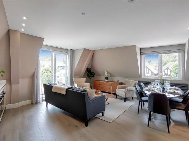 Woodlands, London, NW11 3 bed apartment to rent £3,198 pcm £738 pw