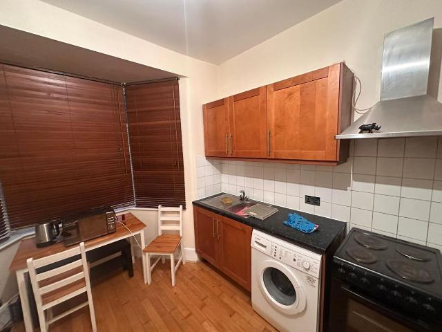 Woodlands Park Road, Haringey N15, 1 bed flat to rent, £1,300 pcm | PrimeLocation