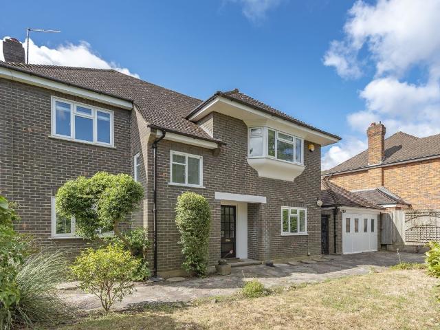 Woodlands Road, Bromley BR1, 4 bed detached house to rent, £4,000 pcm | PrimeLocation