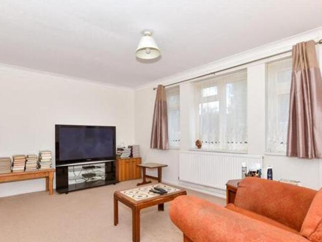 Woodlands Road, Ditton, 2 Bedroom Ground