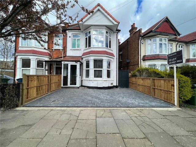 Woodlands Road, Harrow HA1, Room to rent, £800 pcm | PrimeLocation