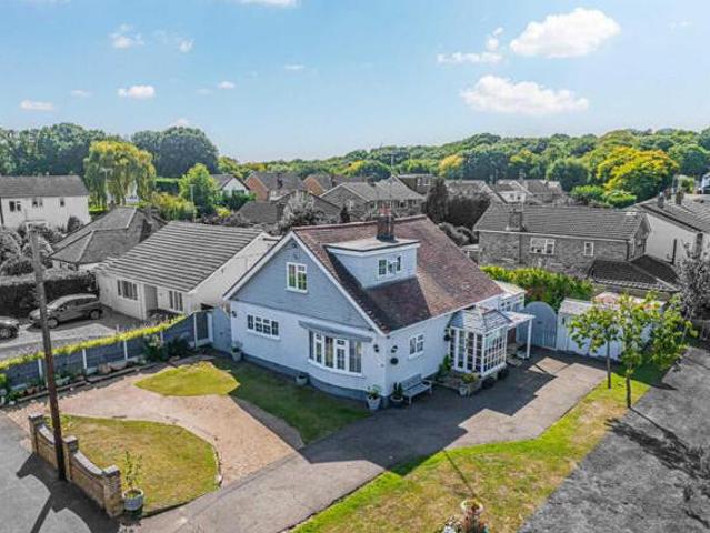 Woodlands Road, Hockley, 4 Bedroom Detached