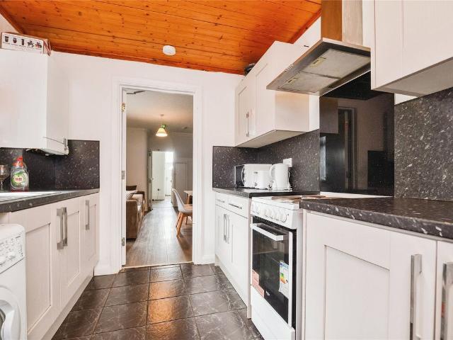 Woodlands Road, Middlesbrough, North Yorkshire TS1, 5 bed detached house to rent, £455 pcm | PrimeLocation