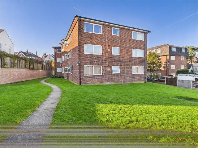 Woodlands Road, Redhill, Surrey RH1, 2 bed flat to rent, £1,475 pcm | PrimeLocation