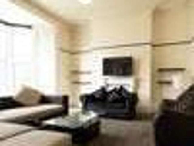 Woodlands Terrace Room 9