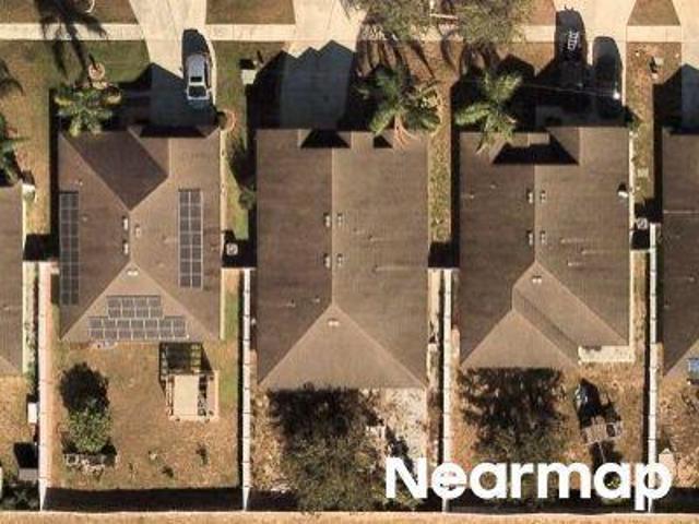 Woodlark Dr