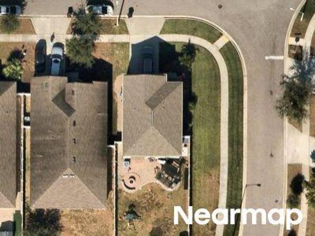 Woodlark Dr