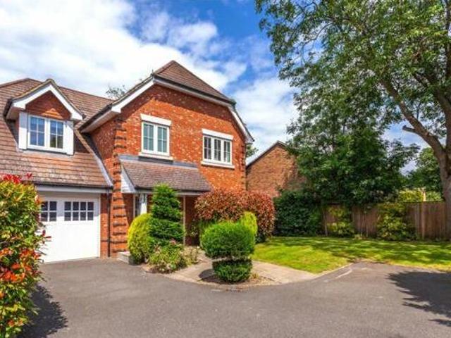 Woodley, Henderson Close, Reading, 4 Bedroom Detached