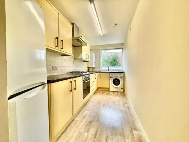 Woodleigh, Churchfields, South Woodford, E18, Property for rent