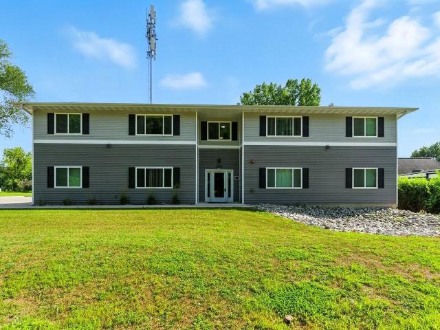 Woodline Condos 2 Bedroom Apartment for Rent at 2557 W 3rd St, Waterloo, IA 50701