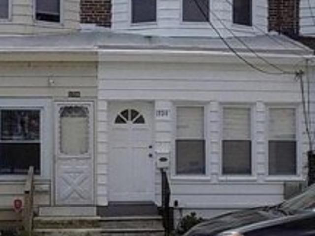Woodlynne Ave, Oaklyn, Home For Sale