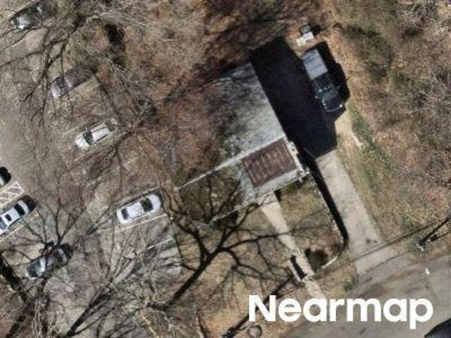 Woodmont Ave