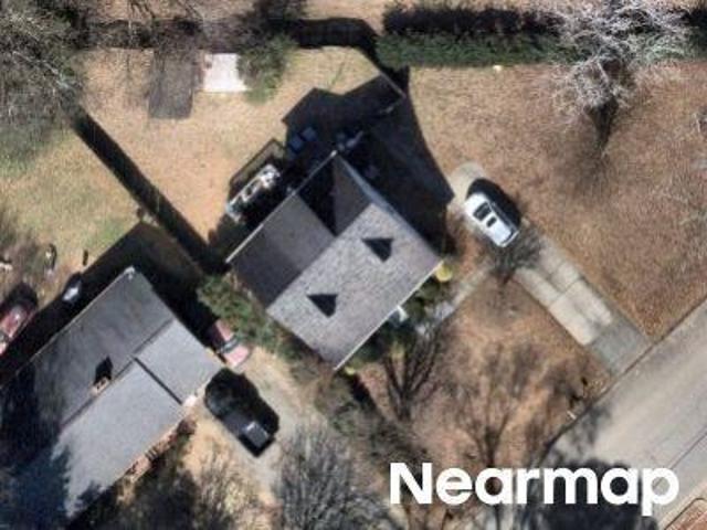 Woodmont Dr