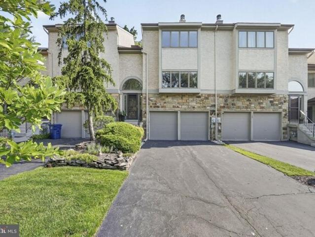 Woodmont Dr, Lawrenceville, Home For Sale