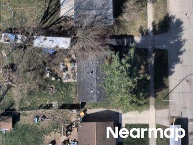 Woodmont St