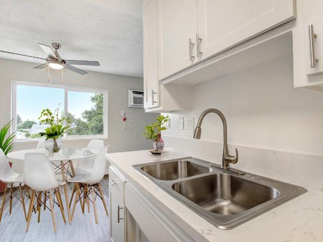 Woodman Apartments 2 Bedroom Apartment for Rent at 8811 & 8825 Woodman Ave, Los Angeles, CA 91331 Pacoima
