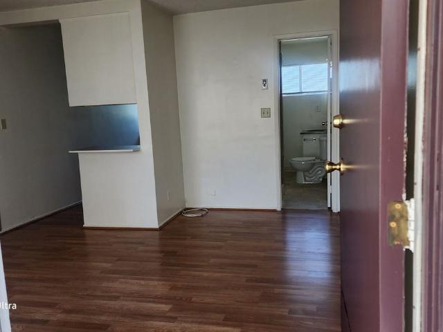 Woodman 7116 Studio Apartment for Rent at 7116 Woodman Ave, Los Angeles, CA 91405 Greater Valley Glen