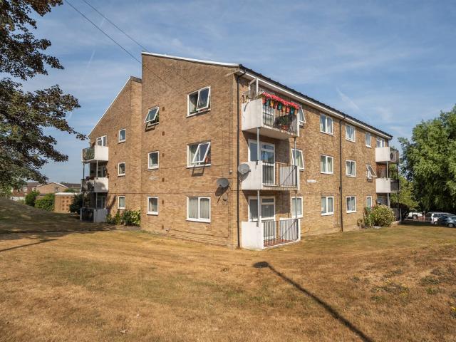 Woodmancote Court, Blenheim Road, Horsham, RH12