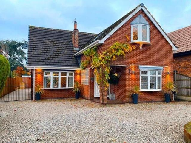Woodmansey, Ferry Lane, Beverley, 4 Bedroom Detached