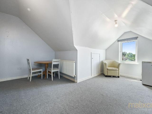Woodmere Avenue, Croydon CR0, 1 bed flat to rent, £1,300 pcm | PrimeLocation