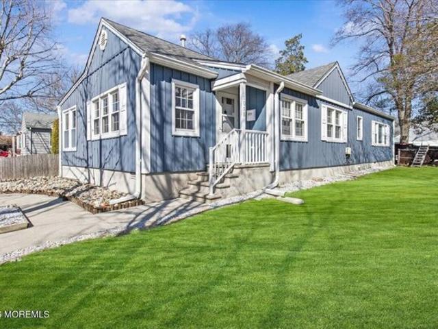 Woodmere Dr, Keyport, Home For Sale