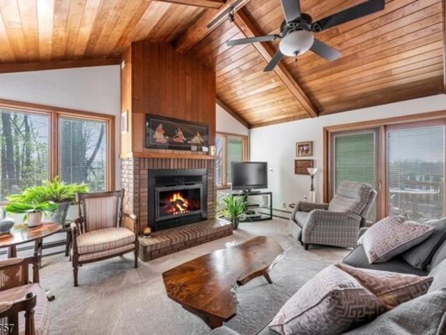 Woodmere Rd, West Caldwell, Home For Sale