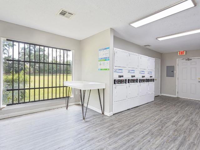 Woodmere Reserve 1 Bedroom Apartment for Rent at 1421 Stonehenge Rd, Montgomery, AL 36117