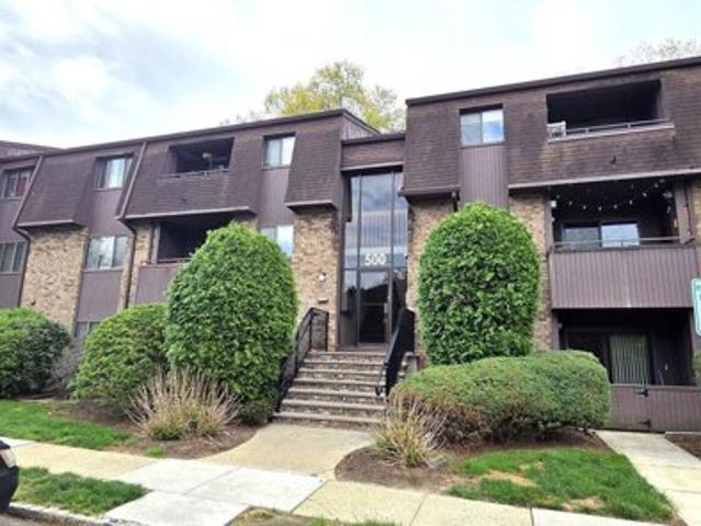 Woodmill Dr, East Windsor, Condo For Sale