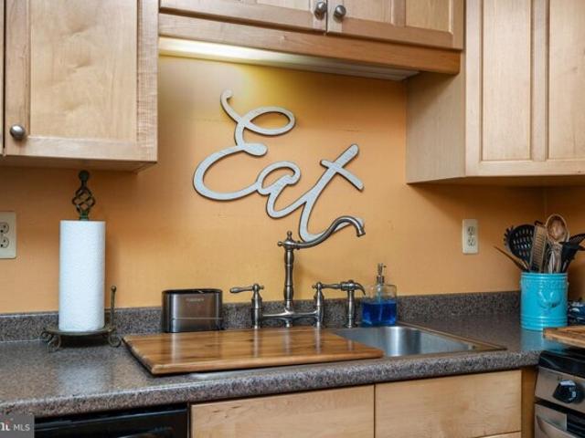 Woodmill Dr, East Windsor, Condo For Sale