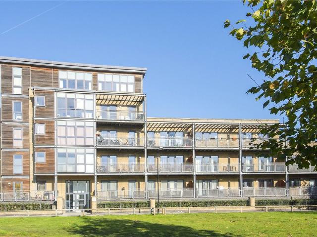 Woodmill Road, London E5, 1 bed flat to rent, £1,800 pcm | PrimeLocation