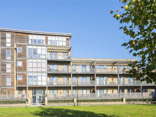 Woodmill Road, London, E5 1 bed flat to rent £1,800 pcm £415 pw