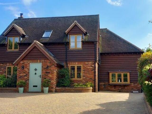 Woodnesborough Road, Sandwich, 4 Bedroom Detached