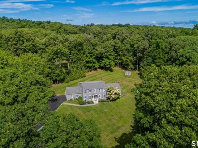 Woods Way Dr, Southbury, Home For Sale