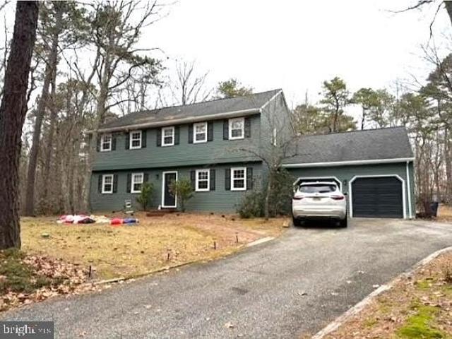 Woods Edge Ct, Medford, Home For Sale