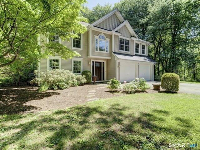 Woods Edge Ct, Berlin, Home For Sale