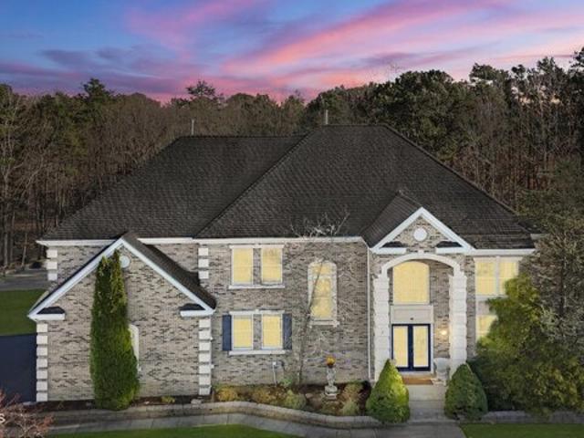 Woods Edge Dr, Jackson, Home For Sale